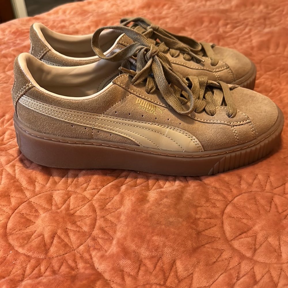 Tan Suede Platform Puma Sneakers - Gem